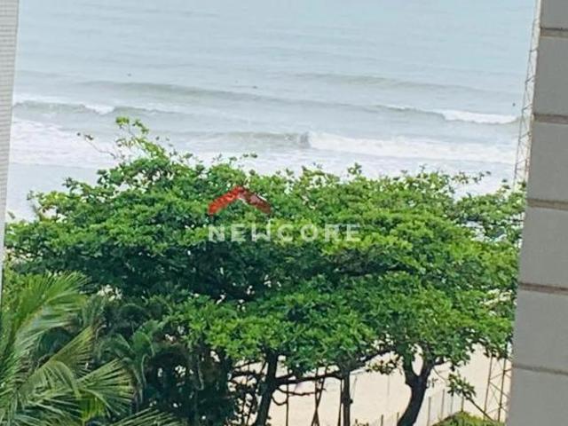 Apartamento em Avenida Marechal Deodoro da Fonseca Pitangueiras Guarujá/SP