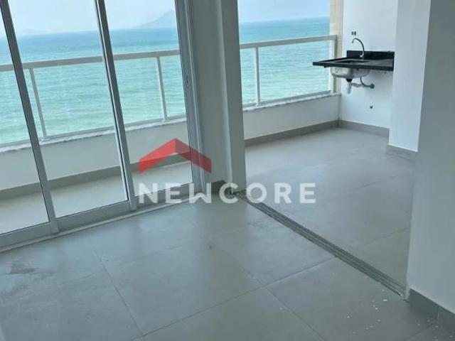 Apartamento em Avenida Maria de Lourdes da Silva Kfouri Massaguaçu Caraguatatuba/SP