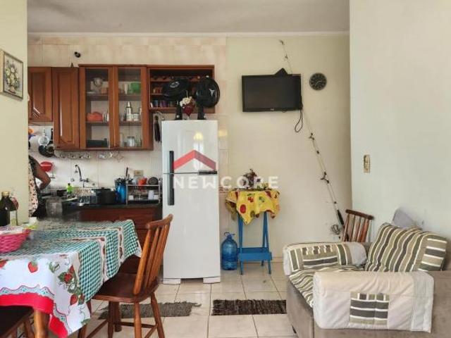 Apartamento em Avenida Maria de Lourdes da Silva Kfouri Massaguaçu Caraguatatuba/SP