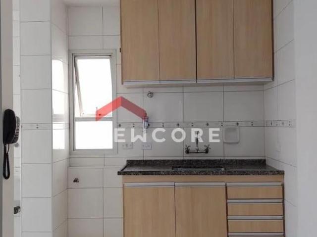 Apartamento em Avenida Ministro Petrônio Portela Vila Amélia São Paulo/SP