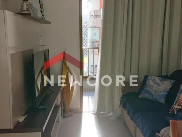 Apartamento em Avenida Nilo Braga Garcez Martim de Sá Caraguatatuba/SP