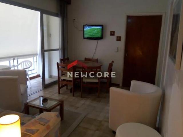 Apartamento em Avenida Almirante Tamandaré Enseada Guarujá/SP
