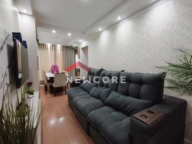 Apartamento em Avenida Alziro Zarur Cidade Universitária Maringá/PR