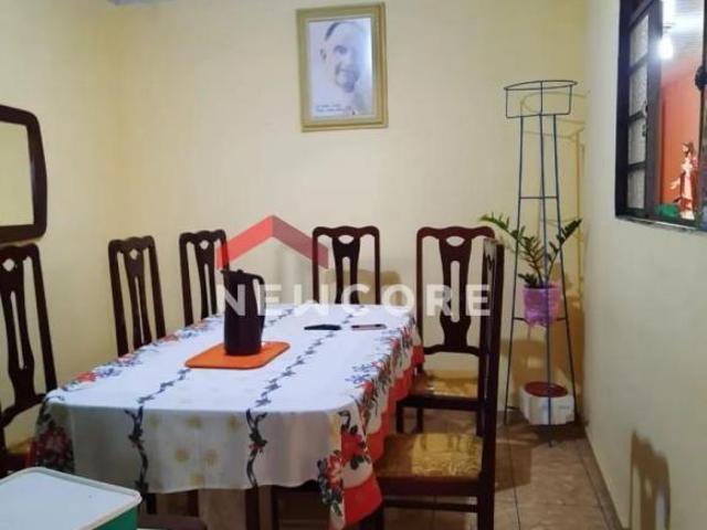Apartamento em Avenida Amália Caldas Vargas Maria Antonieta Mello Azevedo São Benedito Santa