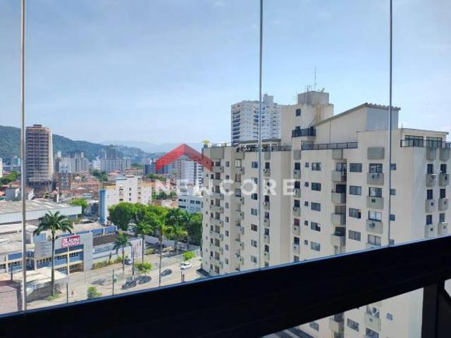 Apartamento em Avenida Barão de Penedo José Menino Santos/SP
