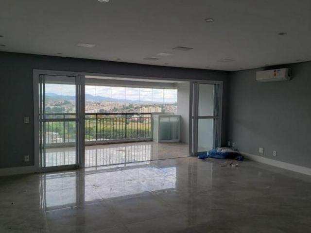 Apartamento em Avenida Bartholomeu de Carlos Jardim Flor da Montanha Guarulhos/SP