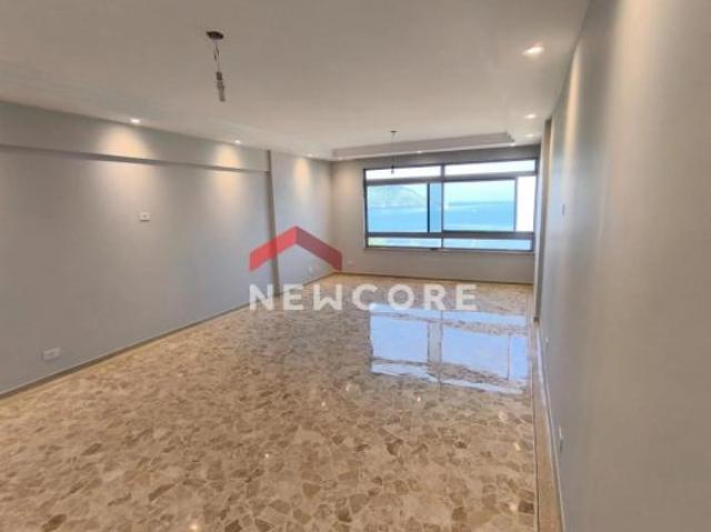Apartamento em Avenida Bartholomeu de Gusmão Ponta da Praia Santos/SP