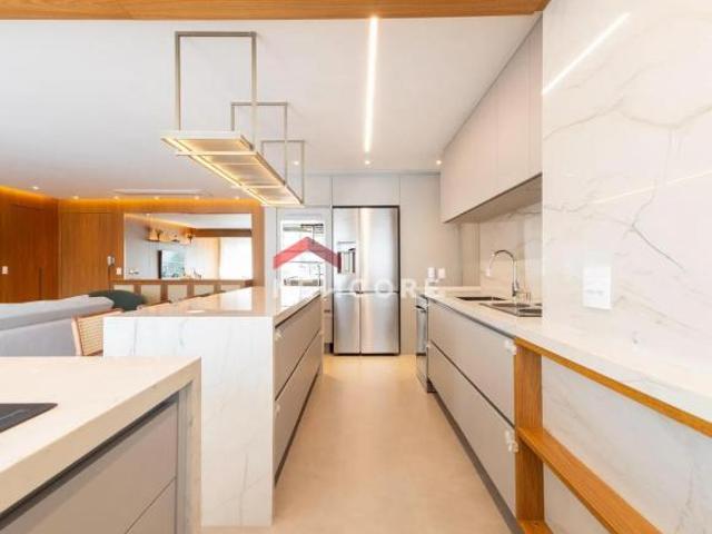 Apartamento em Avenida Bem te vi Moema São Paulo/SP