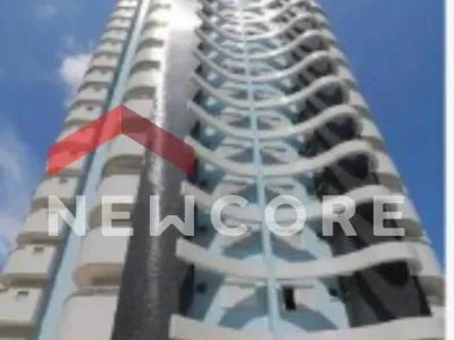 Apartamento em Avenida Bento Munhoz da Rocha Netto Zona 07 Maringá/PR
