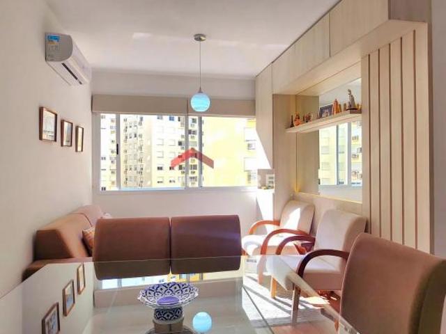 Apartamento em Avenida Bento Gonçalves Partenon Porto Alegre/RS
