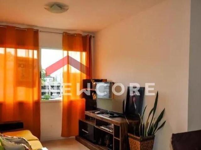 Apartamento em Avenida Bento Gonçalves Partenon Porto Alegre/RS