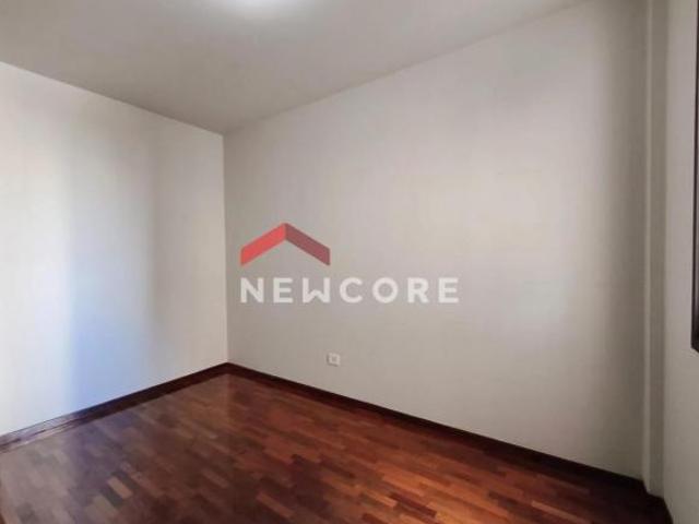 Apartamento em Avenida Brasil Zona 01 Maringá/PR