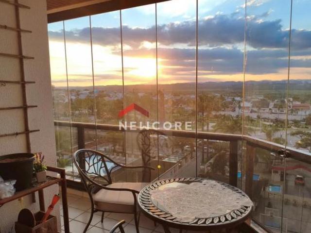 Apartamento em Avenida Cassiano Ricardo Parque Residencial Aquarius São José dos Campos/SP