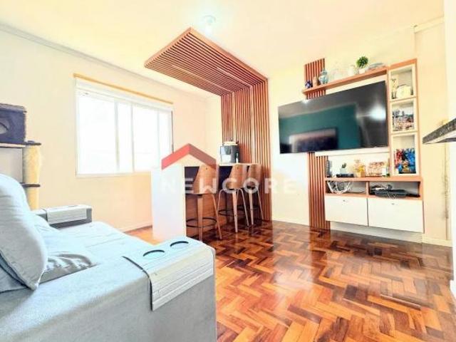 Apartamento em Avenida Capivari Cristal Porto Alegre/RS