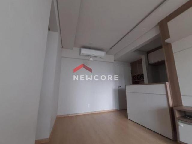 Apartamento em Avenida Celso Garcia Cid Vila Siam Londrina/PR