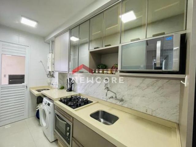 Apartamento em Avenida Celso Garcia Cid Vila Siam Londrina/PR