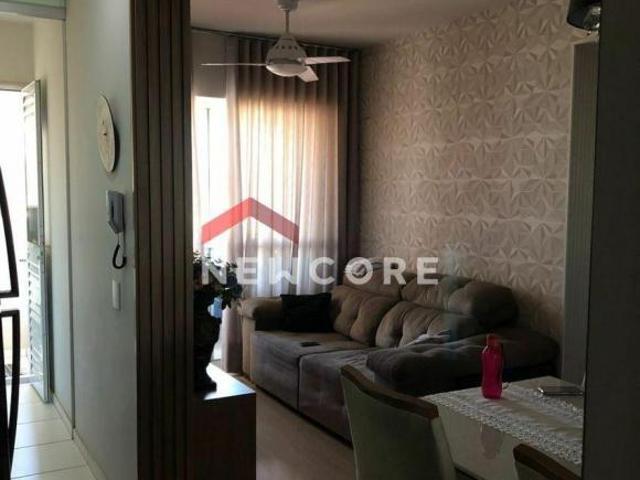 Apartamento em Avenida Celso Garcia Cid Vila Siam Londrina/PR