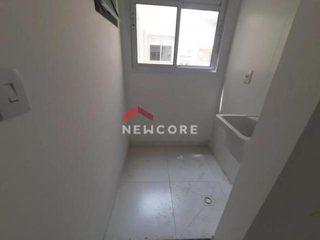 Apartamento em Avenida Comandante Antônio Paiva Sampaio Parque Vitória São Paulo/SP