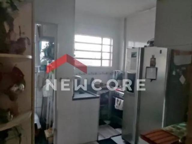 Apartamento em Avenida Coripheu de Azevedo Marques Jardim Santa Terezinha Taboão da Serra/SP