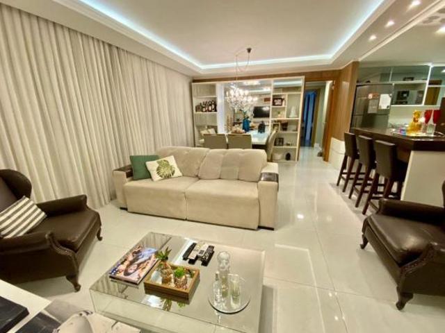 Apartamento em Avenida da Cavalhada Cavalhada Porto Alegre/RS