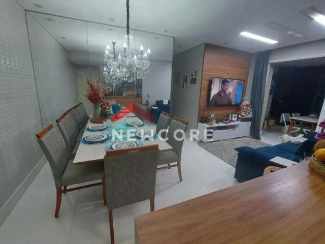 Apartamento em Avenida Delmar Alphaville Barueri/SP