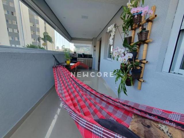 Apartamento em Avenida Dezenove de Janeiro Vila Carrão São Paulo/SP