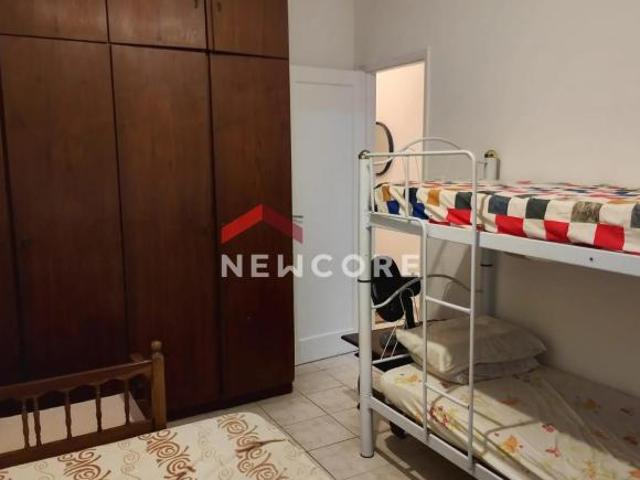 Apartamento em Avenida Dino Bueno Ponta da Praia Santos/SP
