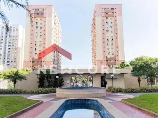 Apartamento em Avenida Dom Cláudio José Gonçalves Ponce de Leão Vila Ipiranga Porto Alegre/RS
