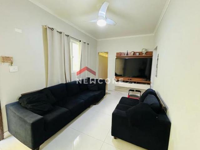 Apartamento em Avenida Doutor Bernardino de Campos Vila Belmiro Santos/SP