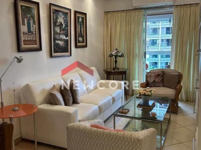 Apartamento em Avenida Doutor Bernardino de Campos Campo Grande Santos/SP
