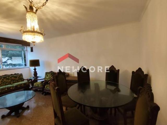 Apartamento em Avenida Doutor Bernardino de Campos Campo Grande Santos/SP