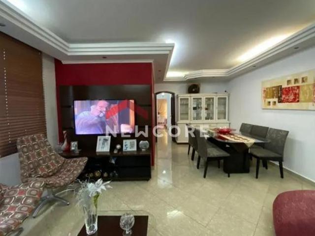 Apartamento em Avenida Doutor Bernardino de Campos Pompéia Santos/SP