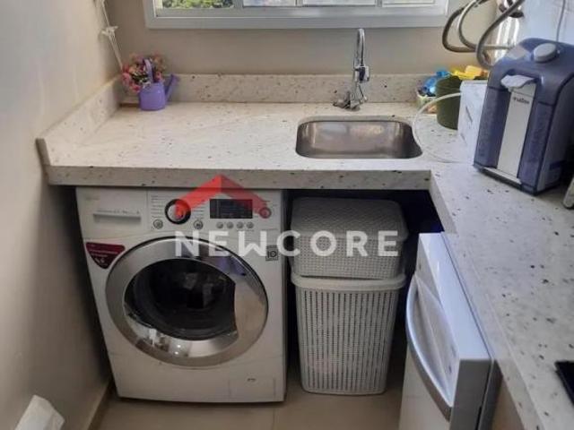 Apartamento em Avenida Doutor Carlos de Campos Vila Industrial Campinas/SP