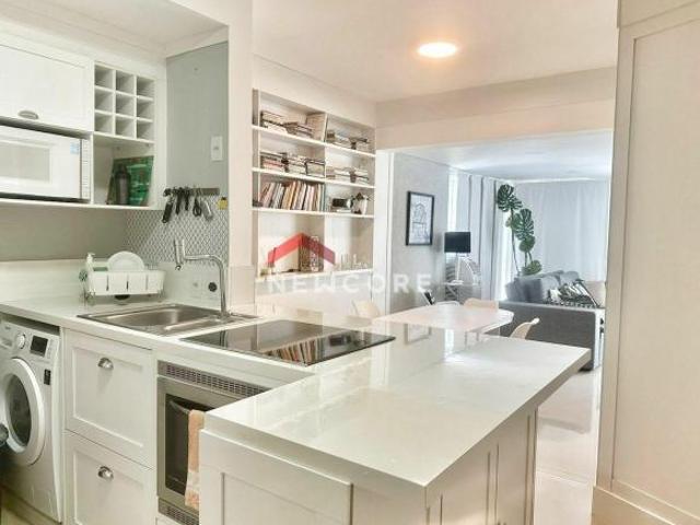 Apartamento em Avenida Eusébio Matoso Pinheiros São Paulo/SP
