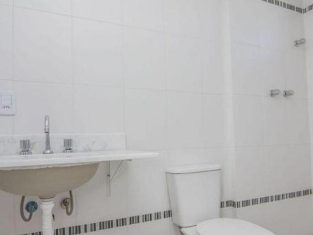 Apartamento em Avenida Eduardo Prado Cavalhada Porto Alegre/RS
