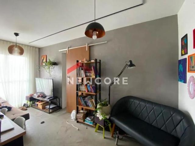 Apartamento em Avenida Eloy Argemiro Carniatto Núcleo Residencial Doutor Luiz de Mattos Pimenta