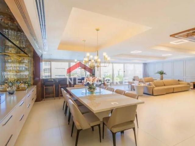 Apartamento em Avenida Engenheiro Ary de Abreu Lima Jardim Europa Porto Alegre/RS