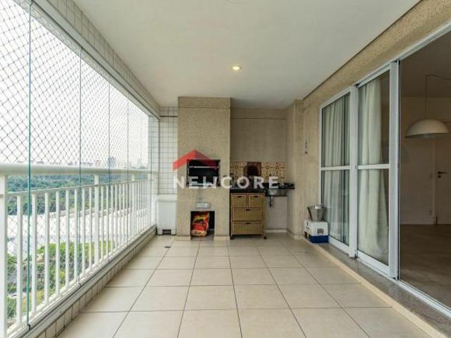 Apartamento em Avenida Engenheiro Eusébio Stevaux Jurubatuba São Paulo/SP