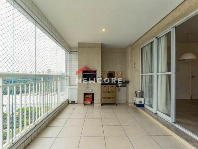 Apartamento em Avenida Engenheiro Eusébio Stevaux Jurubatuba São Paulo/SP