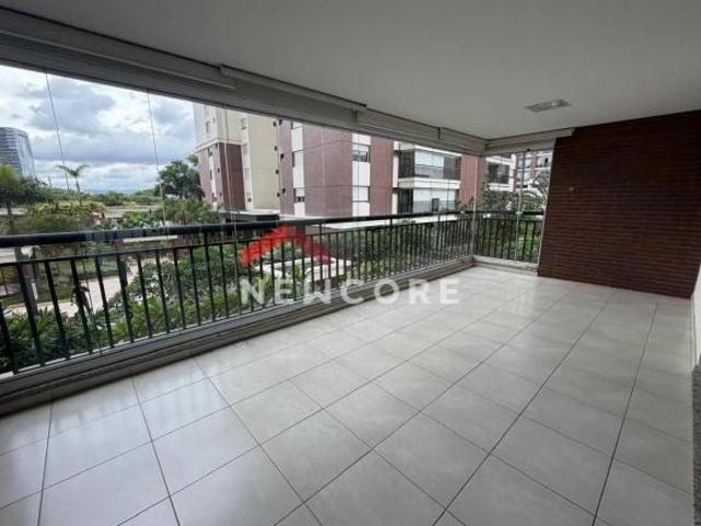 Apartamento em Avenida Francisco Matarazzo Água Branca São Paulo/SP