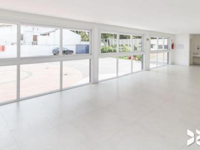 Apartamento em Avenida Guaíba Vila Assunção Porto Alegre/RS