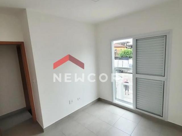Apartamento em Avenida Galeão Coutinho Parque São Vicente São Vicente/SP