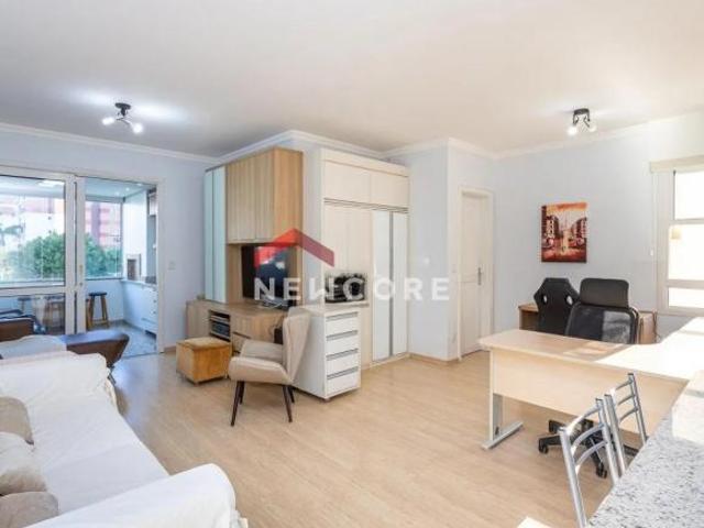 Apartamento em Avenida General Barreto Viana Chácara das Pedras Porto Alegre/RS