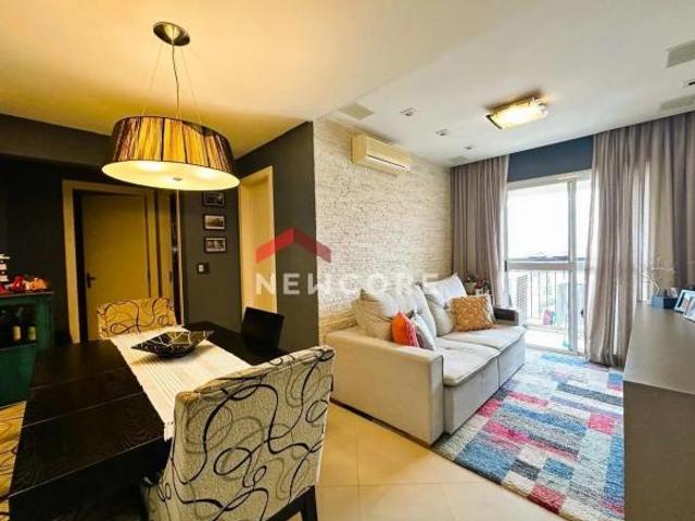 Apartamento em Avenida General Francisco Glycerio Gonzaga Santos/SP