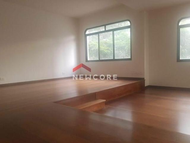 Apartamento em Avenida Giovanni Gronchi Vila Andrade São Paulo/SP
