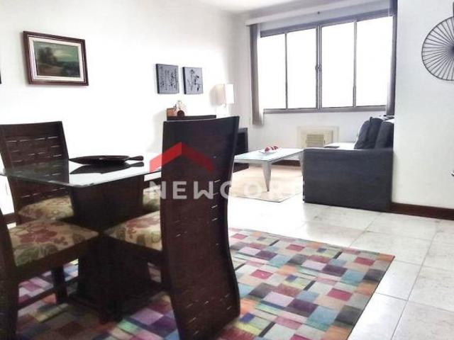 Apartamento em Avenida Governador Fernando Costa Ponta da Praia Santos/SP