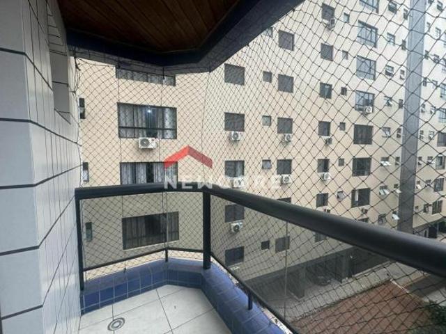 Apartamento em Avenida Governador Fernando Costa Ponta da Praia Santos/SP