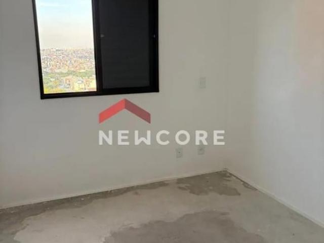 Apartamento em Avenida Grimaldo Tolaini Votupoca Barueri/SP