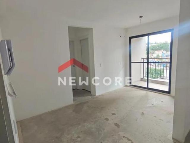 Apartamento em Avenida Grimaldo Tolaini Votupoca Barueri/SP