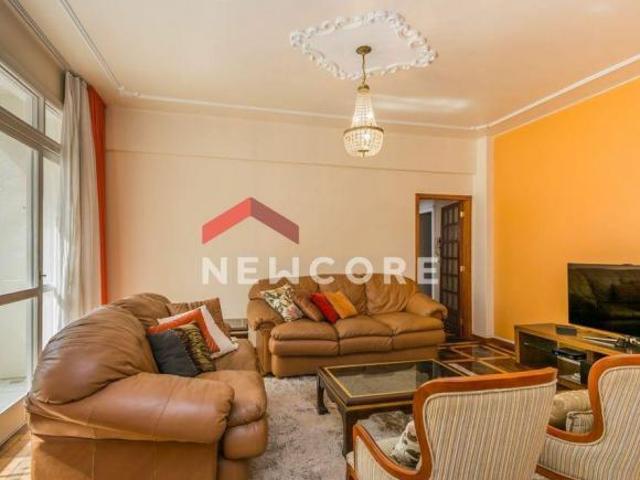 Apartamento em Avenida Independência Independência Porto Alegre/RS